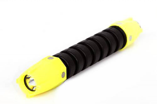 IMPA 534039 FLASHLIGHT 3XAAA CELLS WITH MAGNET 2618ML