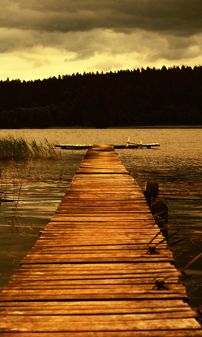 Cloudy Lake Pier Backdrop | Photo Pie