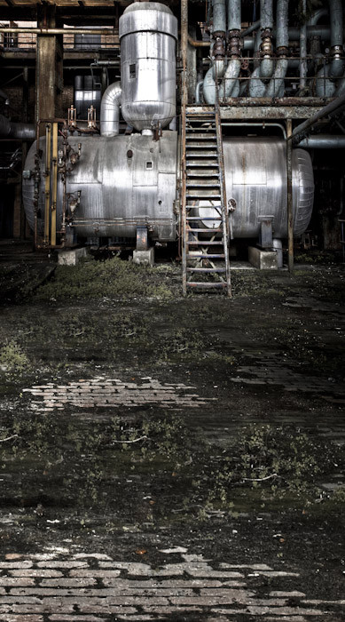 Grunge Machine Room Backdrop | Photo Pie
