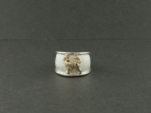 Ring C Band Tapered Rim Wide With Portuguese Water Dog - Originals by Omar