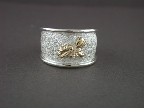 Ring Band Tapered Rim Wide With Havanese - Originals by Omar