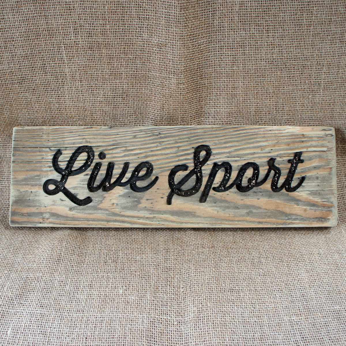 Cam Graphic: distressed wooden signs - engraved into wooden planks