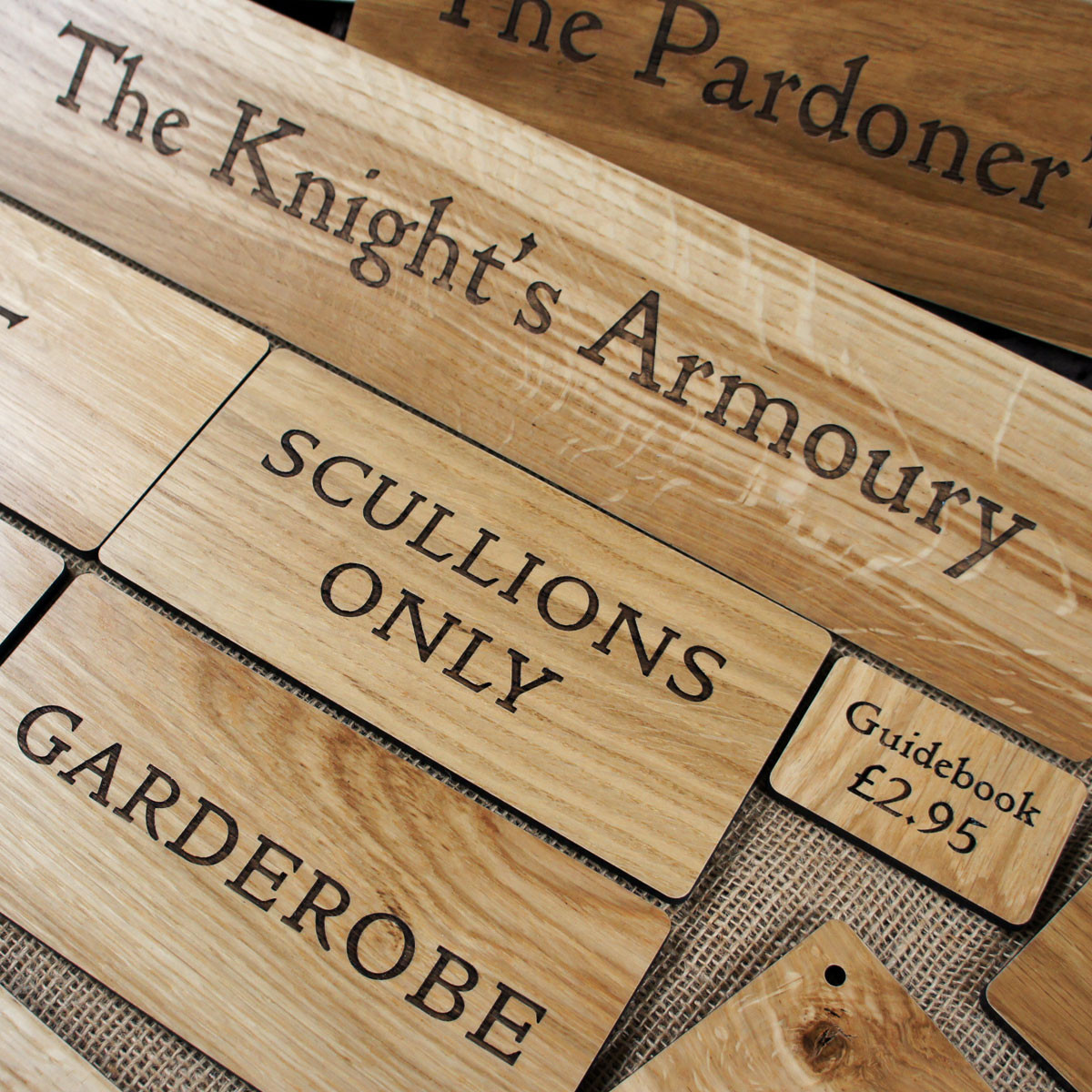 Cam Graphic: engraved wooden self standing sign