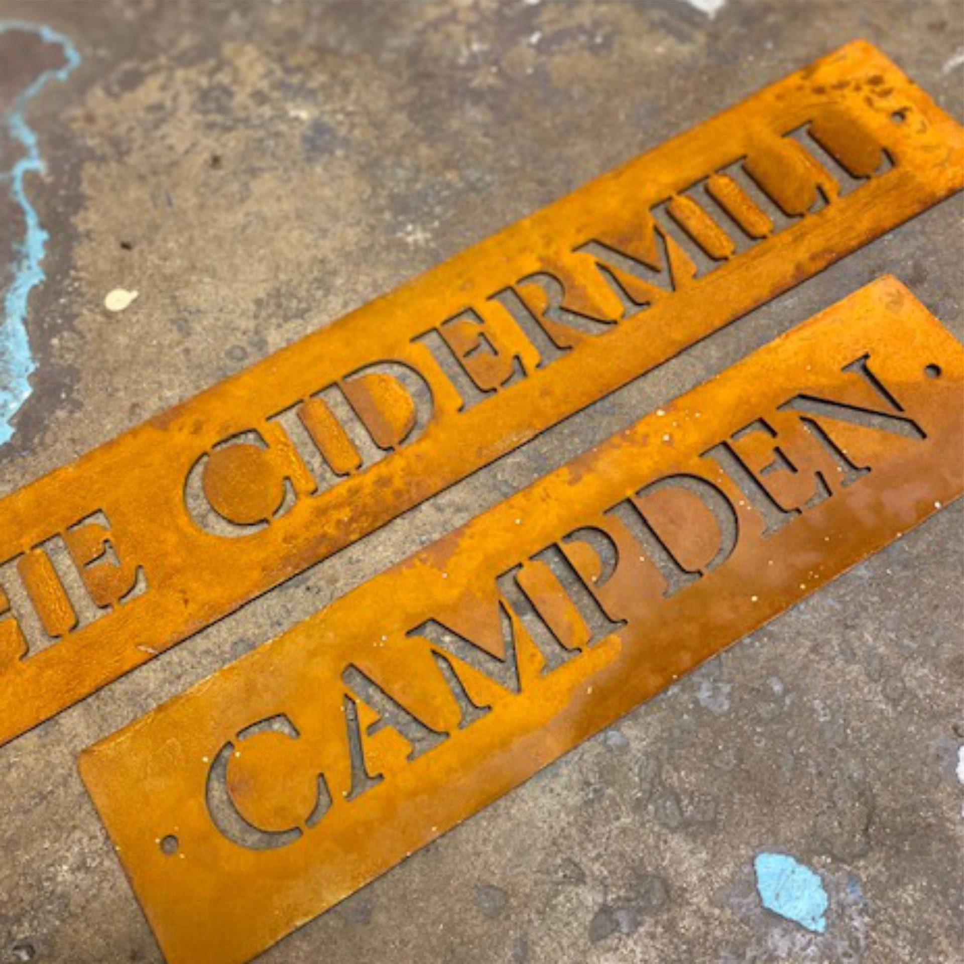 Corten steel house signs, farm gate signs, rusty gate signs, weathering ...