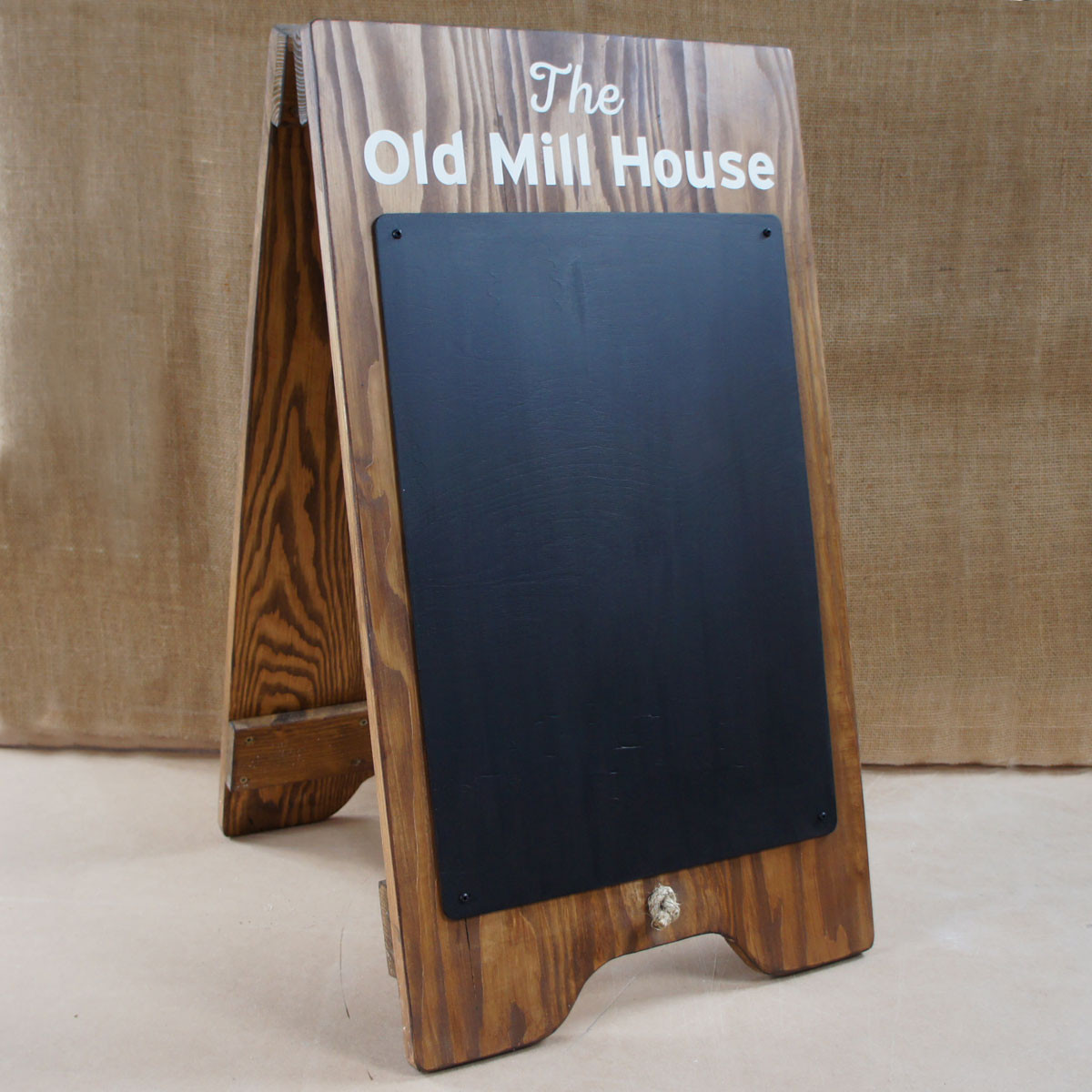 Cam Graphic: wooden A board - with blackboard area