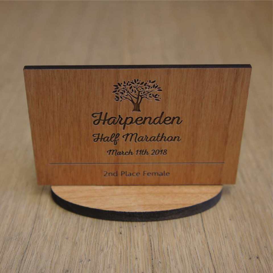 Cam Graphic: engraved wooden self standing sign