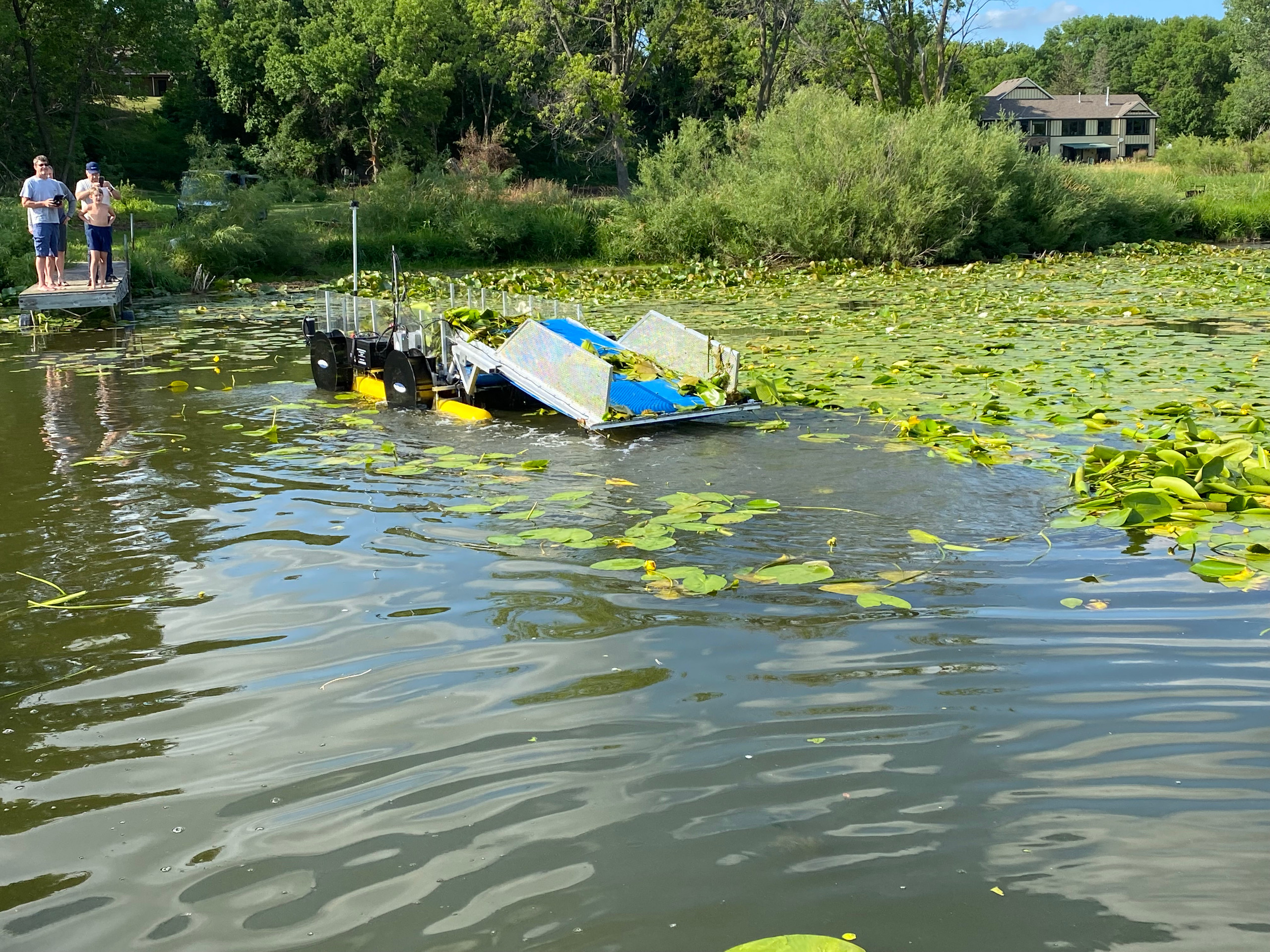 7 Tips on Mechanical Algae Removal for Lakefront Properties - The ...