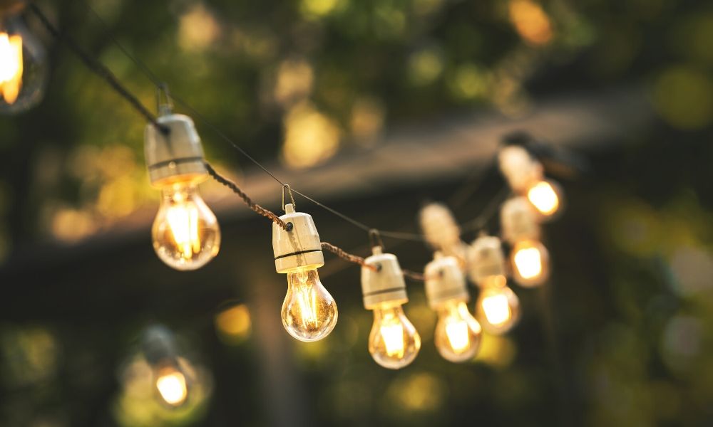 How to Decorate for Your Outdoor Event - Action Lighting™, Inc.