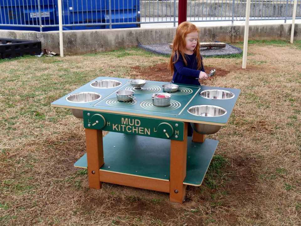 Island Mud Kitchen Commercial Play Table | Outdoor Play Kitchens
