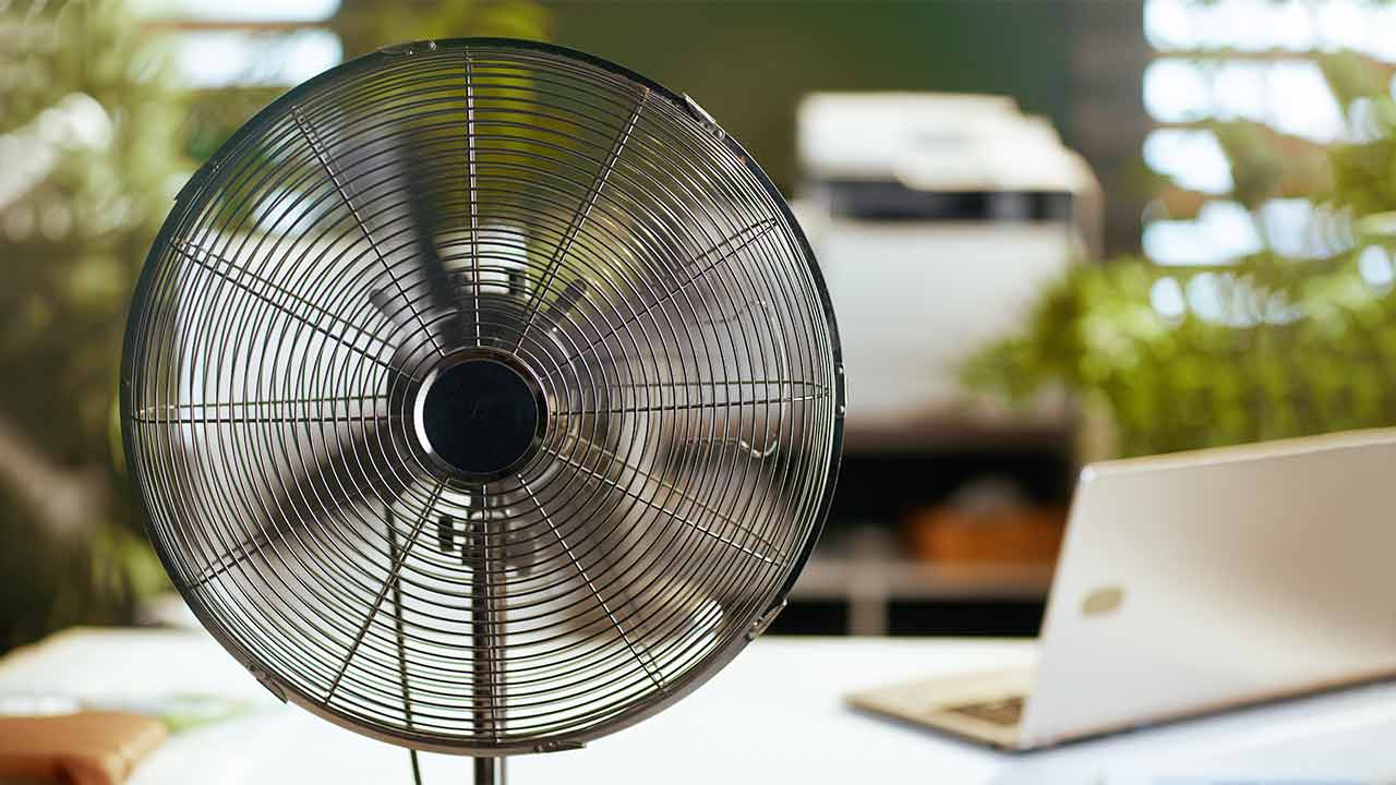 Beat the Heat: A Guide to Choosing the Perfect Ventilation Fan - Arrow ...