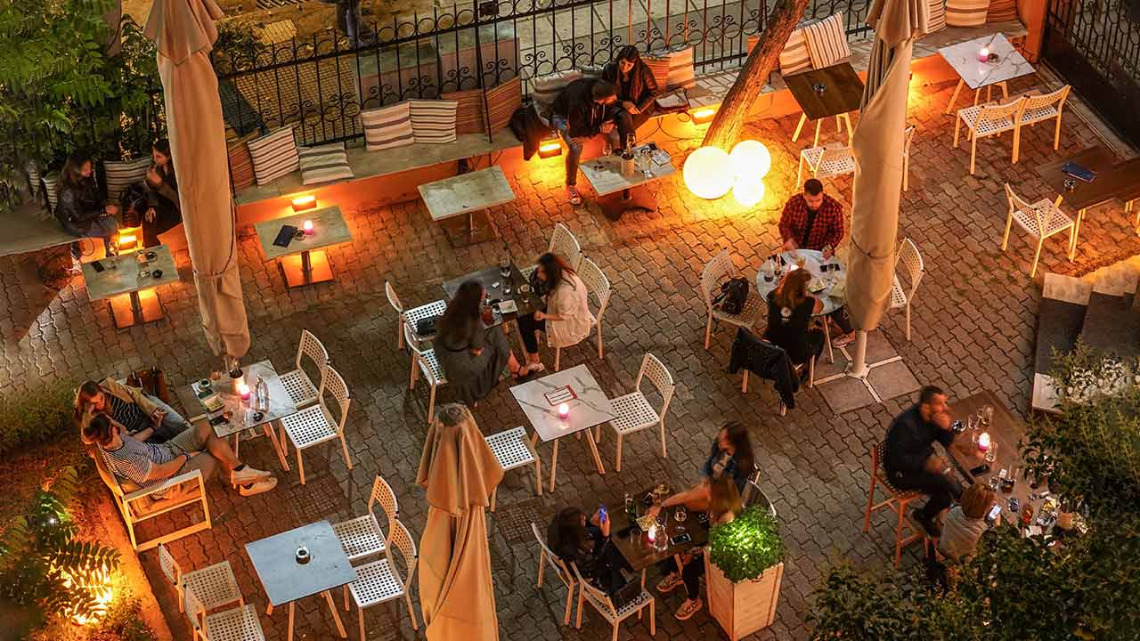 Summer Served: Outdoor Lighting Ideas for Bars and Restaurants - Arrow ...