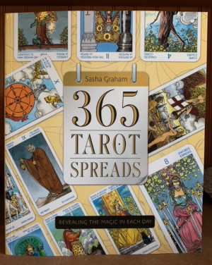 365 Tarot Spreads: Revealing the Magic in Each Day