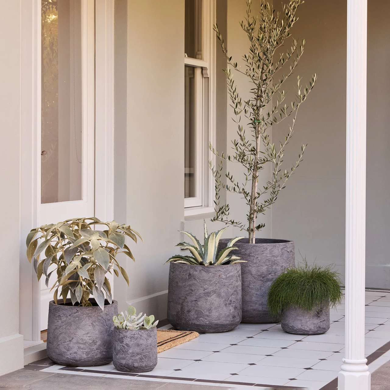 Modstone Cylinder Grey Pietra Xsml - Botanical Creations