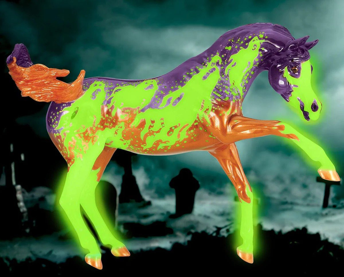 Breyer Spectre Halloween Horse 2023- Breyer Model Horses
