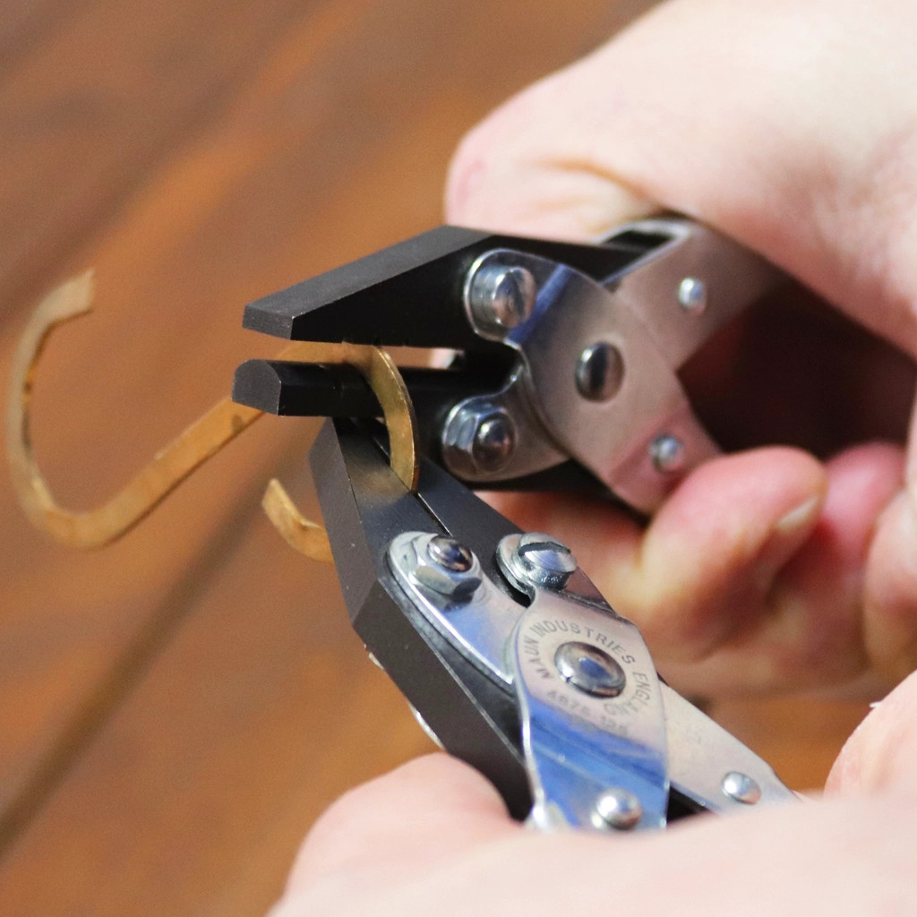 Half Round And Flat Jaws Parallel Plier With Three Collet Making ...