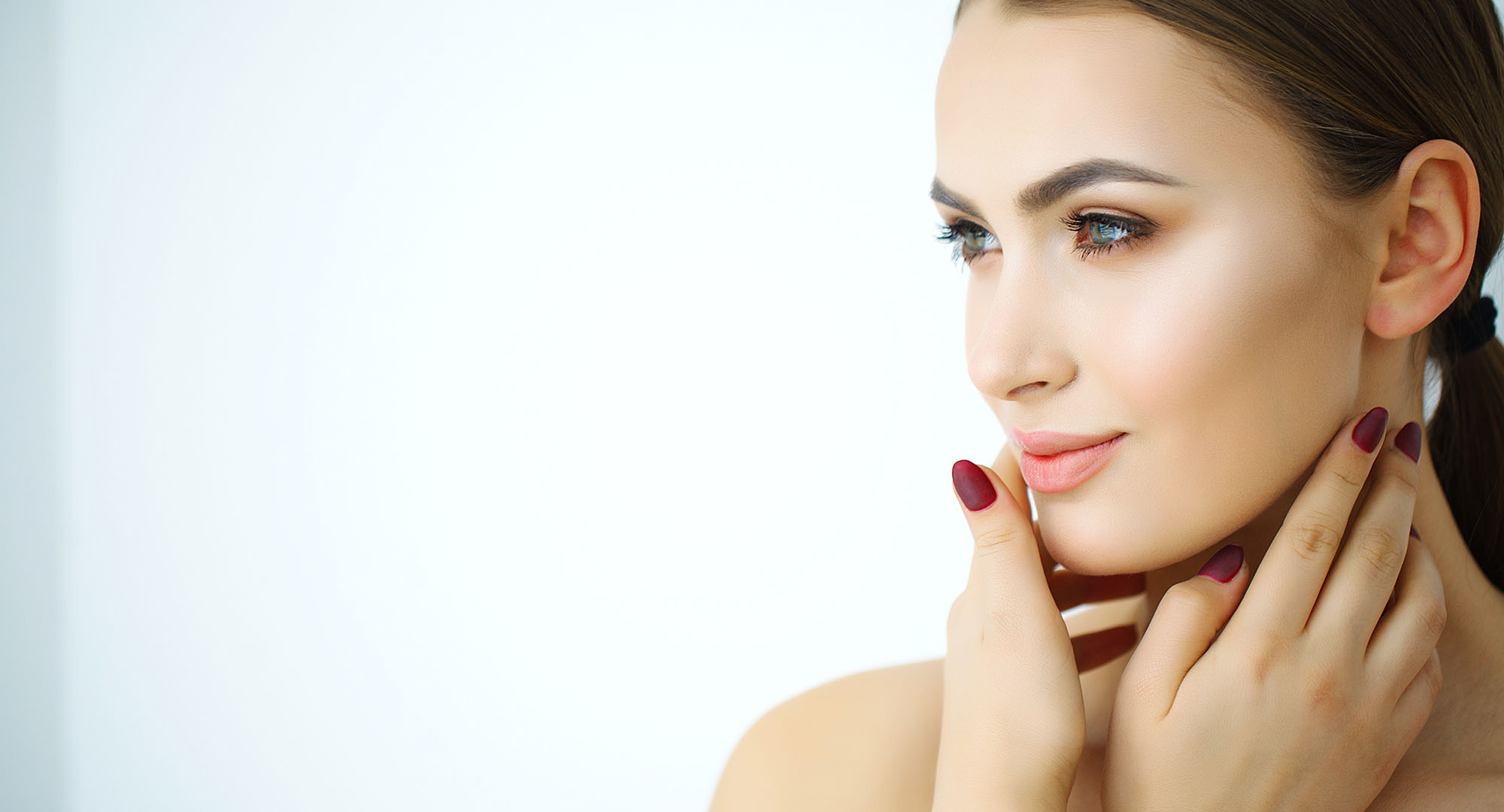 4 Ways To Take Care of Your Skin Naturally - Therapia By Aroma