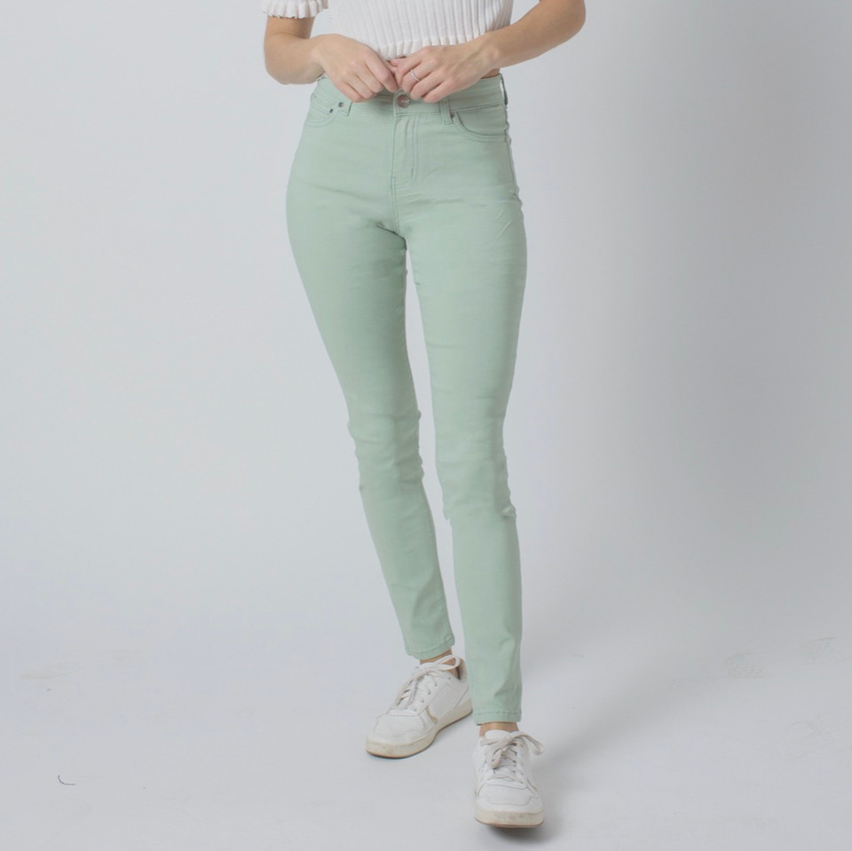CLOTHING - Heidi Beau