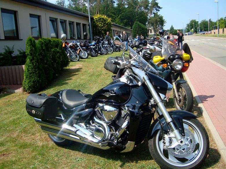 Aussie Bikers Share What They Love About Riding - Rhinoleather