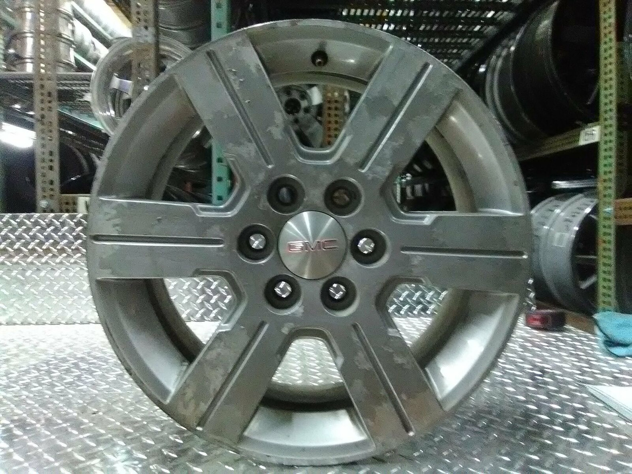 2009-2012 Chevrolet TRAVERSE 18x7.5 6x132 5408 9597515 - Taz Wheels