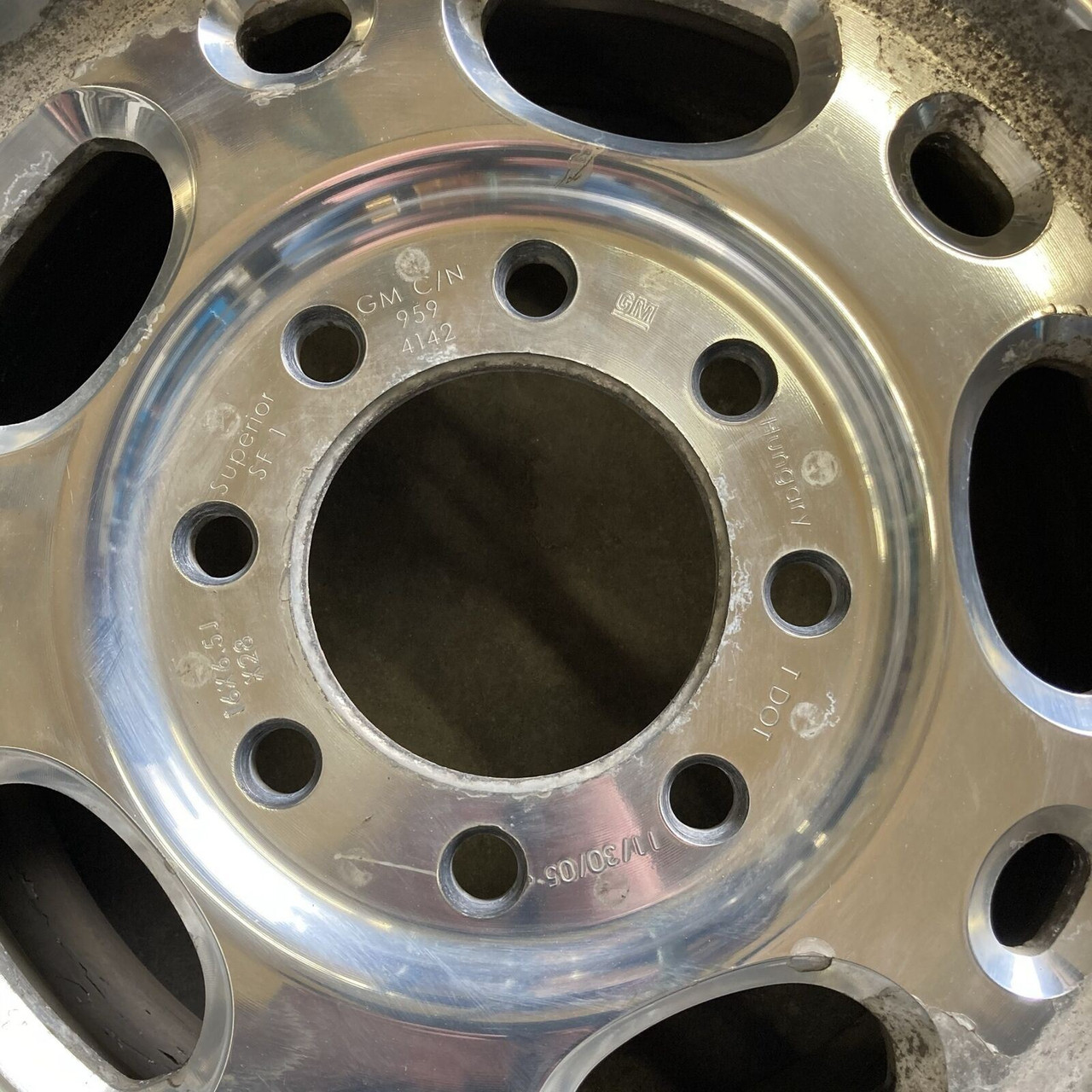 Chevrolet, GMC Polished OEM Factory Wheel 5079 16X6.5 8X6.5 (B) - Taz ...