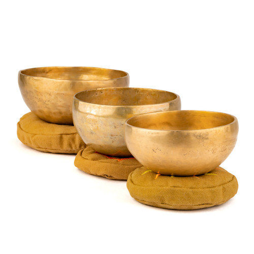 4.25-5.5" 3-Note Perfect Triad Himalayan Singing Bowl Set # ...
