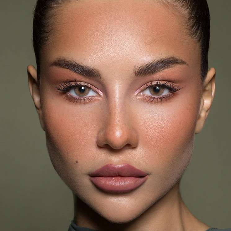 Anesthesia Addict Castano Colored Contact Lenses