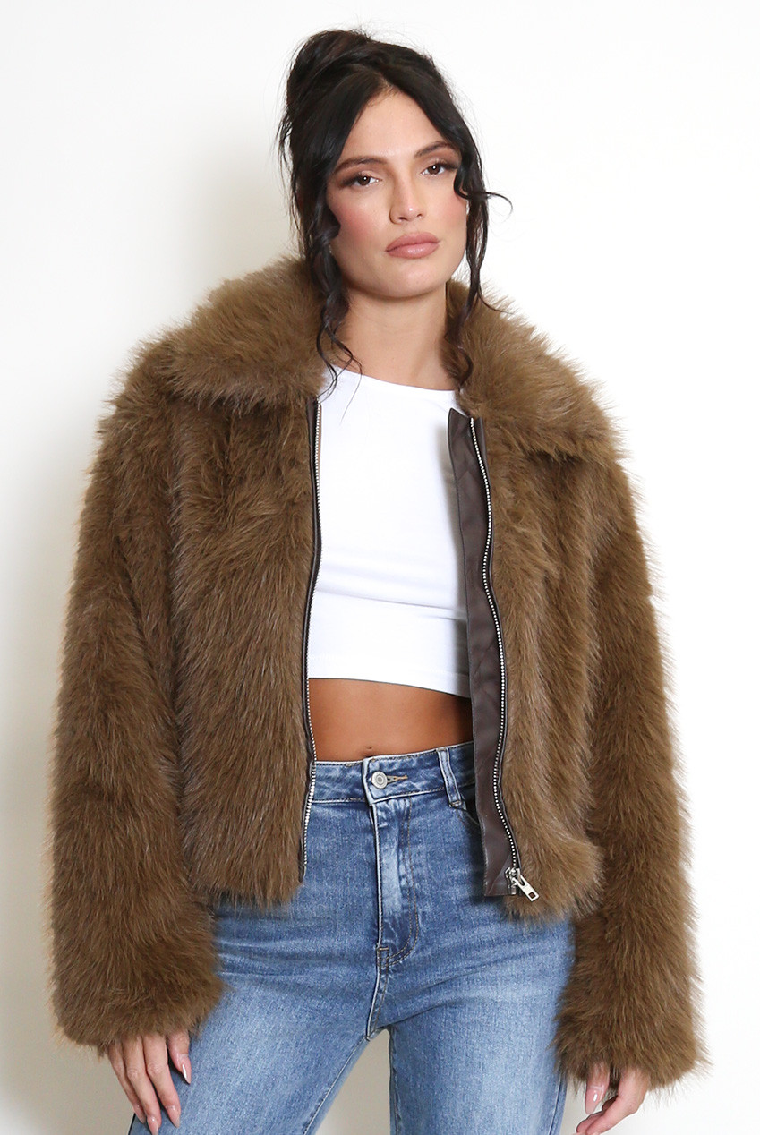 Faux Fur Zip Front Jacket With Collar- Buy Fashion Wholesale in The UK