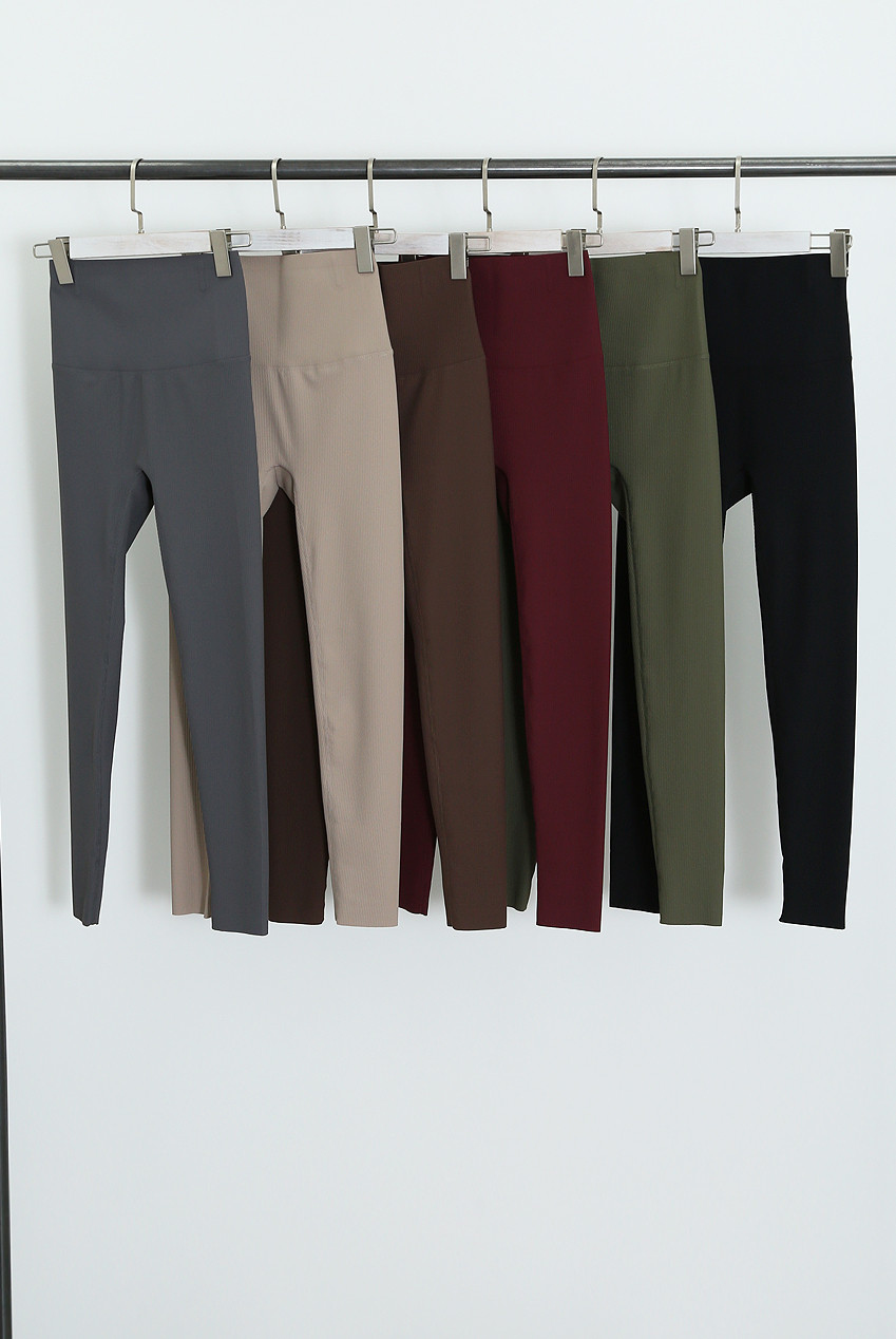 Soft Knit Nylon Energy Leggings - Buy Fashion Wholesale in The UK