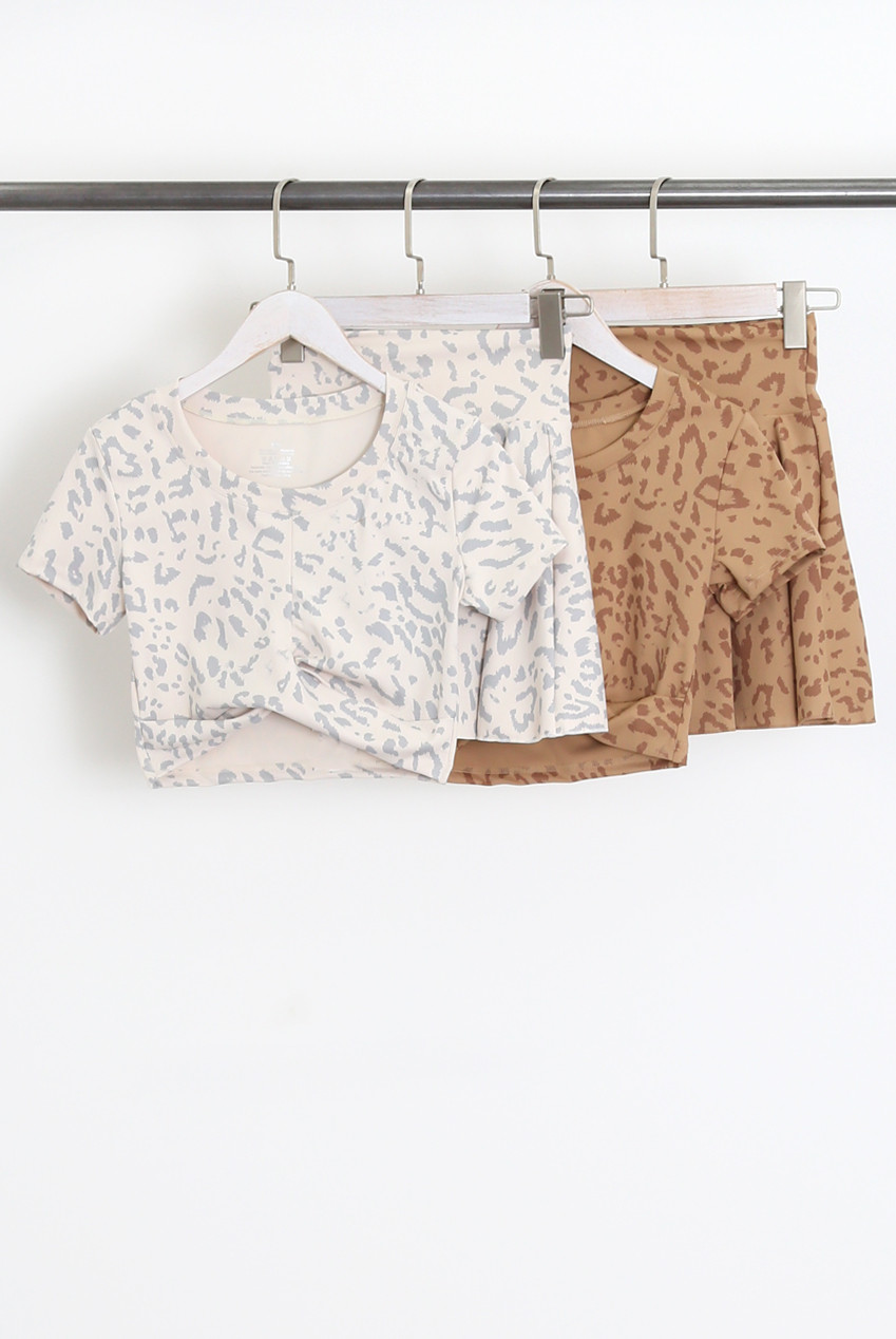 Leopard Print Crop Top And Skort Gym Set - Buy Fashion Wholesale in The UK