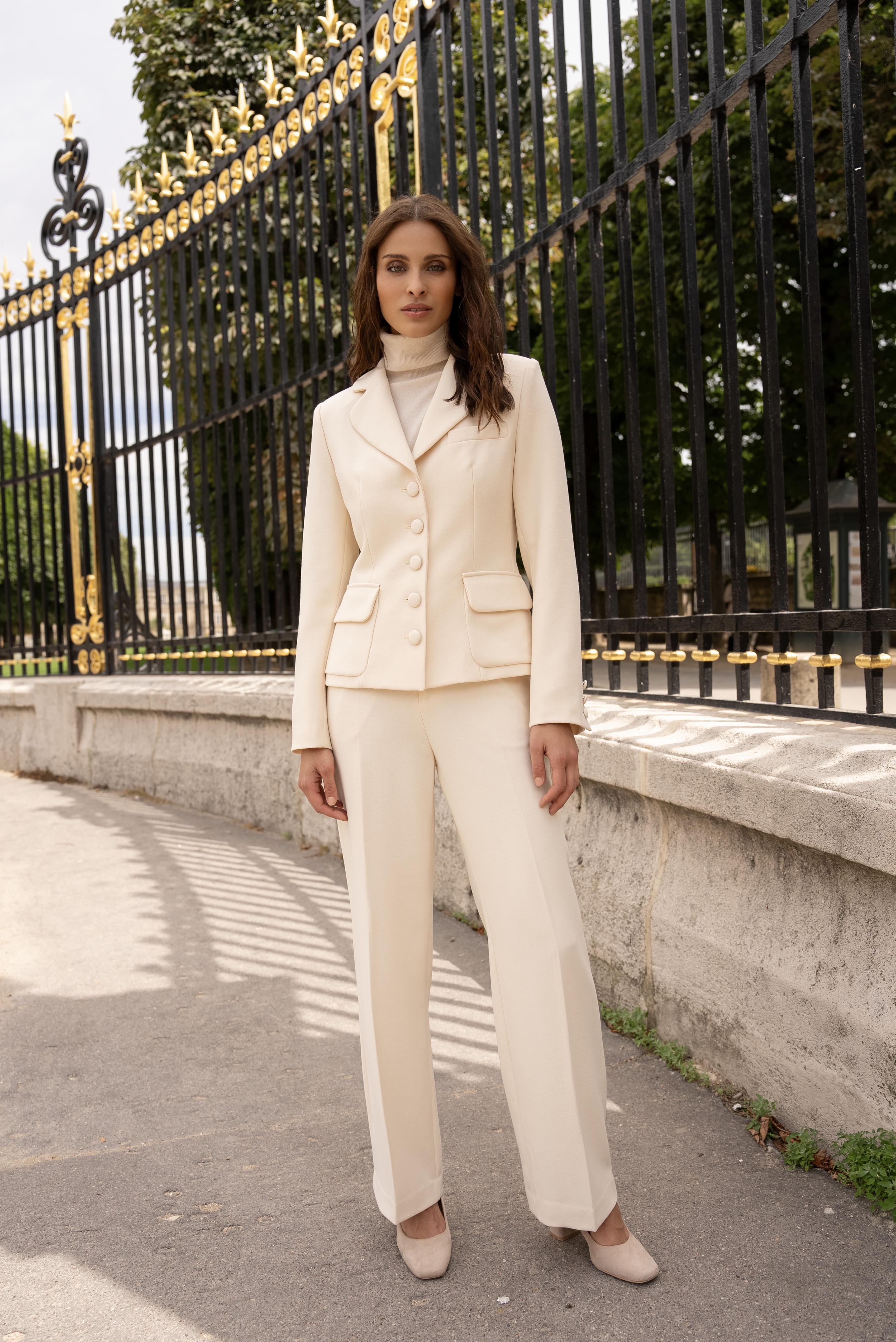 Five Buttons Notch Lapel Smart Blazer - Buy Fashion Wholesale in The UK
