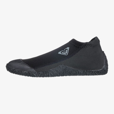 Roxy 1MM Prologue Round Toe Reef Bootie Womens in True Black - TRIGGER ...