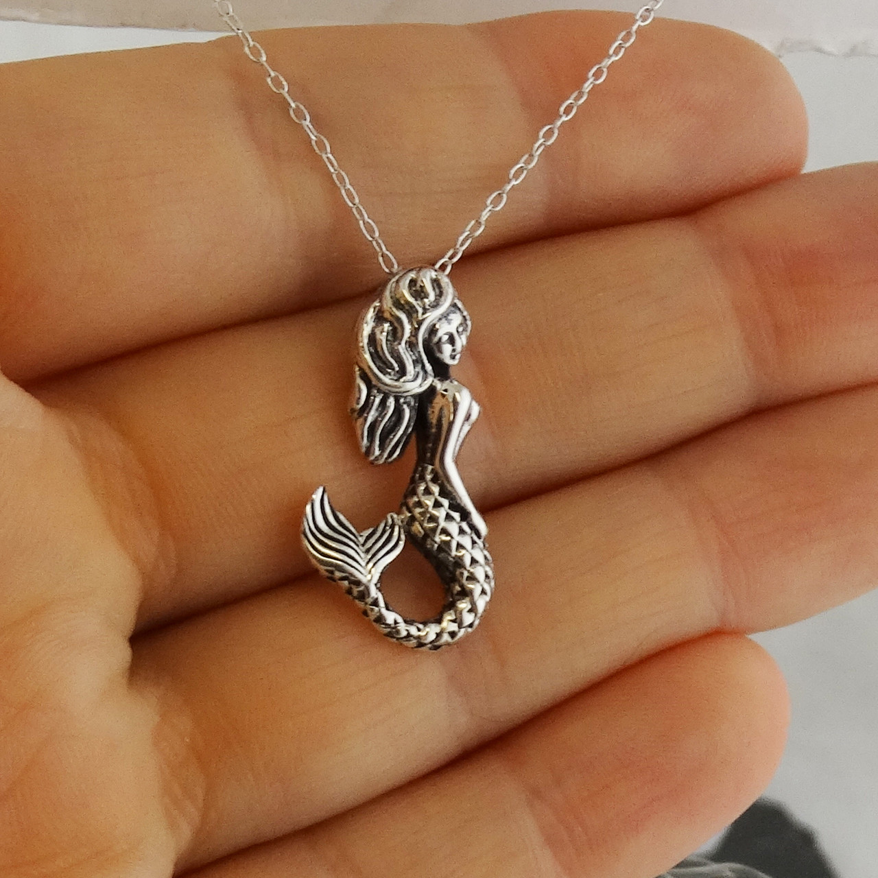 Mermaid Side Profile Necklace - Sterling Silver - FashionJunkie4Life