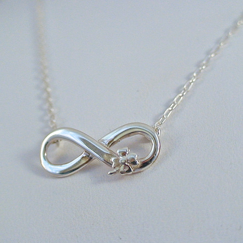 Sterling Silver Infinity Necklace with 4 Leaf Clover