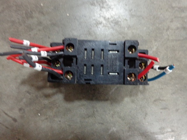 Omron PTF08A-E Relay Socket - JMW Enterprises