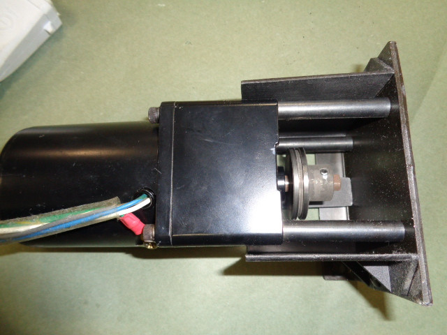 Yokogawa Sertec RM-H6A6ZMR244 RM-H6A6ZMR244 Motor with 6RH-DZ7.5R039 ...