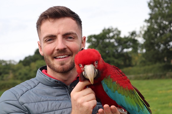 Meet Craig Fraser Young - Northern Parrots