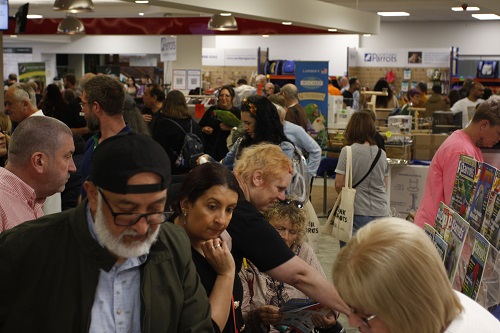 Think Parrots Show donates to Parrot Conservation Projects - Northern ...