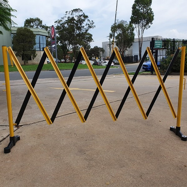 Expandable Safety Barrier - Steel