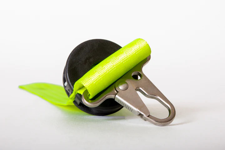 Retractable safety reels