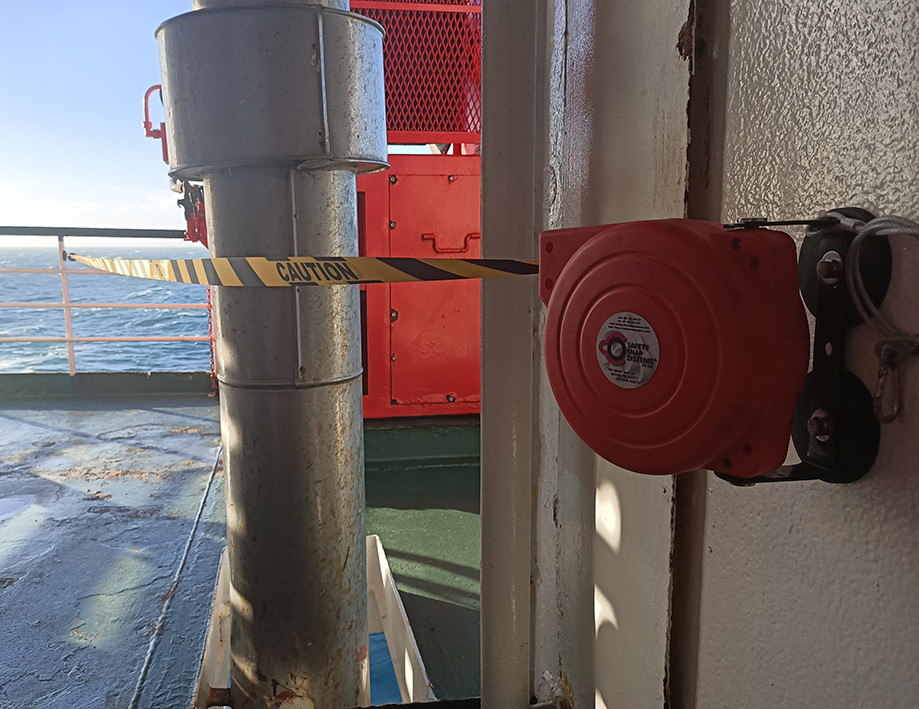 Retractable safety reel, 20metres