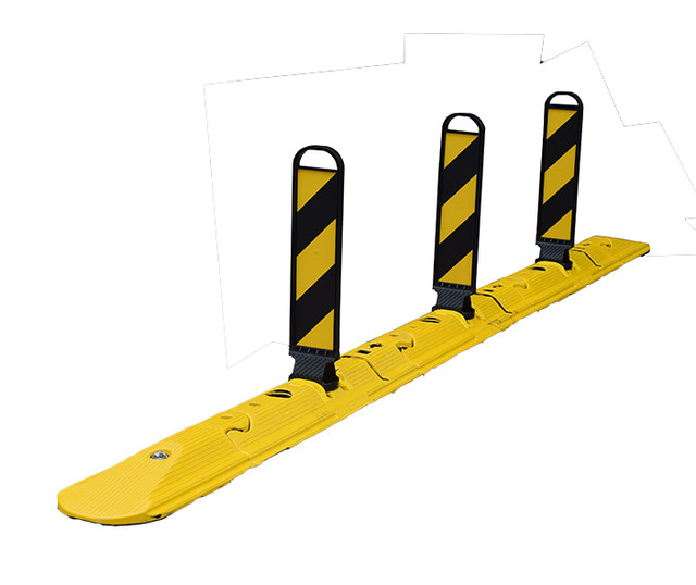 Lane divider kerb