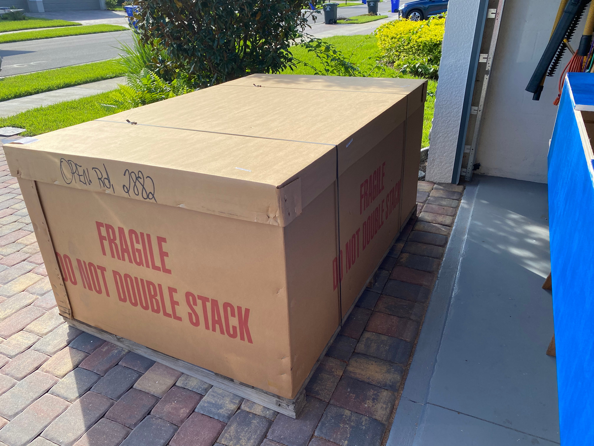 Escapade Excel Motorcycle Cargo Trailer Styled for the 2012 Honda Goldwing