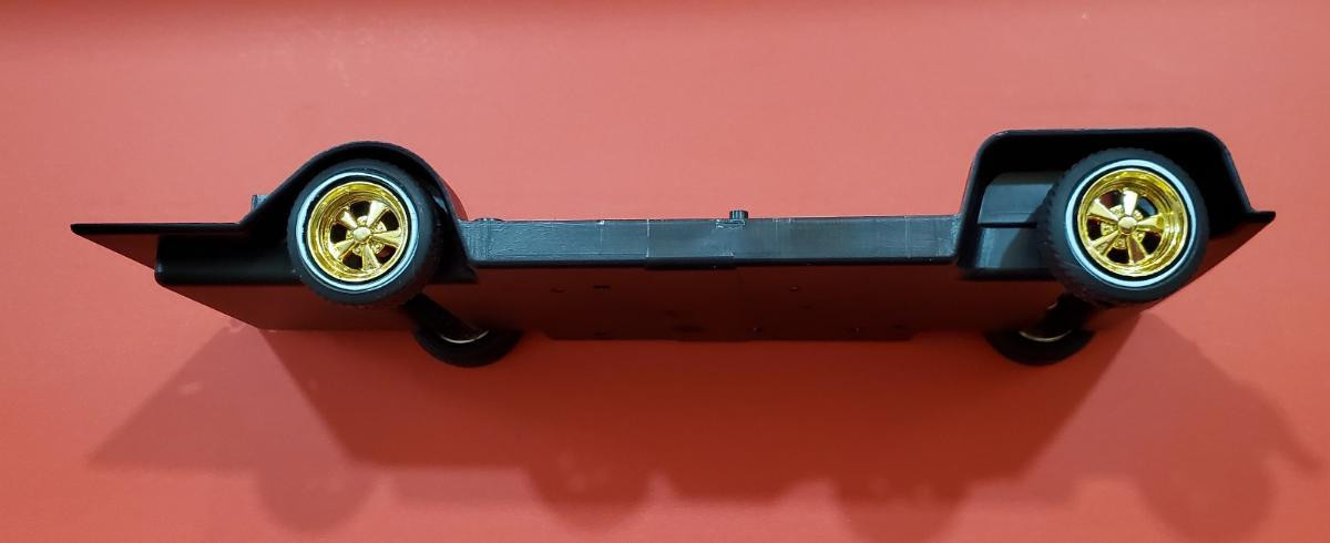 EZ Hydro Chassis with Hopper Axles and GOLD BLVD Wheels