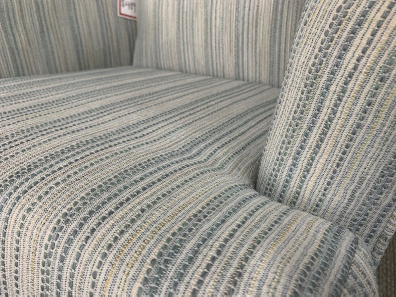 40SW Swivel Chair - Easy Spa - Manteo Furniture & Appliance