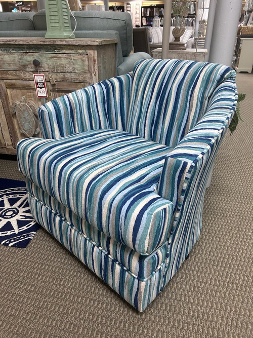 40SW Swivel Chair - Riley River - Manteo Furniture & Appliance