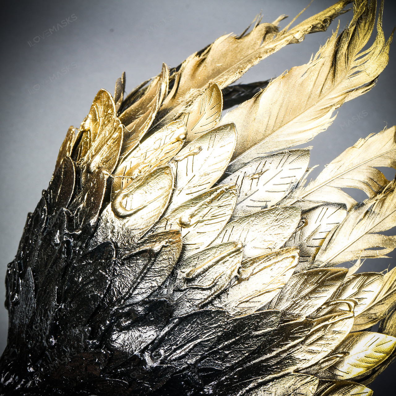 Plague Doctor Raven Curved Long Nose Mask with Gold Feather - Black