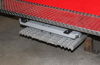 Zico Retractable Vehicle Step