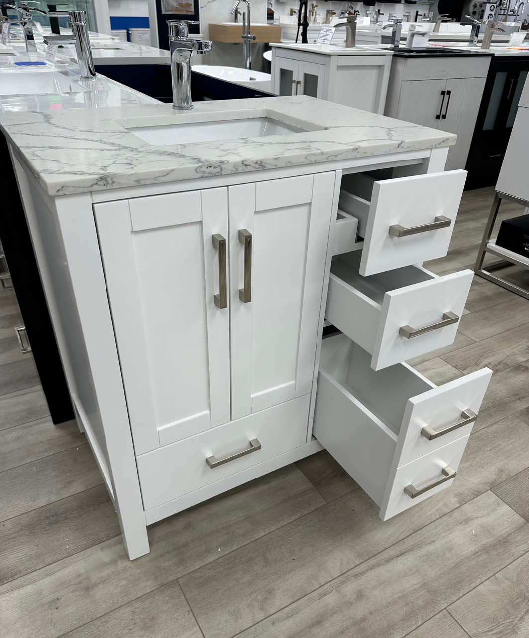 Royal Palmera 32" White Bathroom Vanity – New Arrival | Royal Bath Place