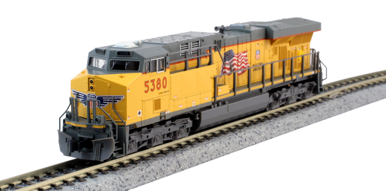 KAT-176-8954-DCC UP GE ES44AC Locomotive w/DCC