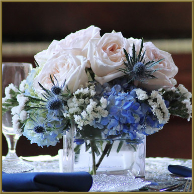 Moonlight Cube Centerpiece - Oberer’s Flowers